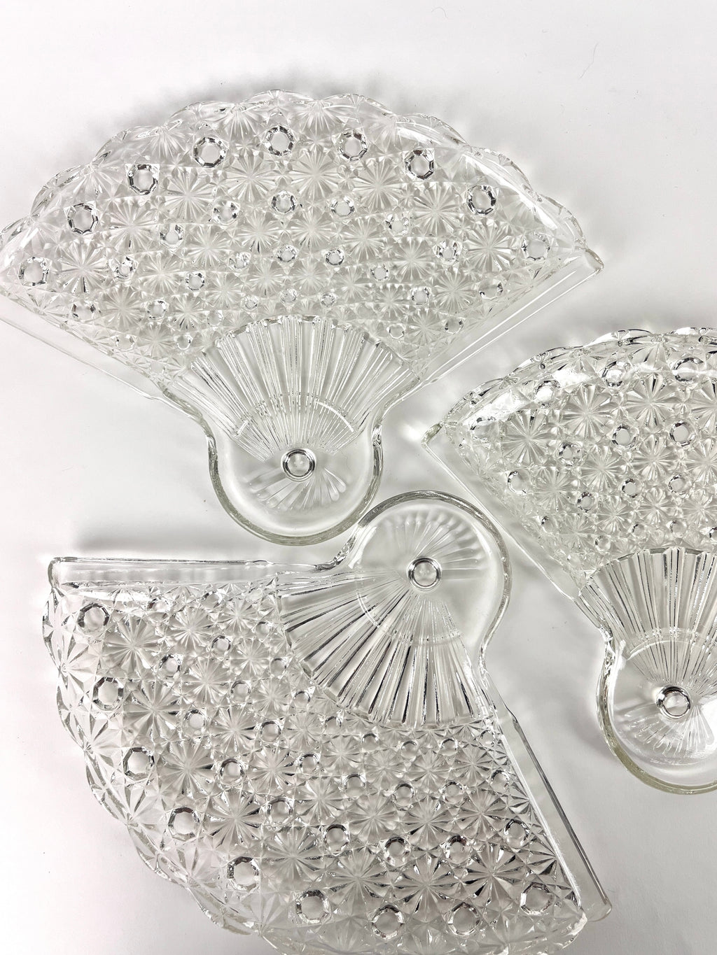 Vintage Glass Fan Plates, 6pc Set – Dovetail