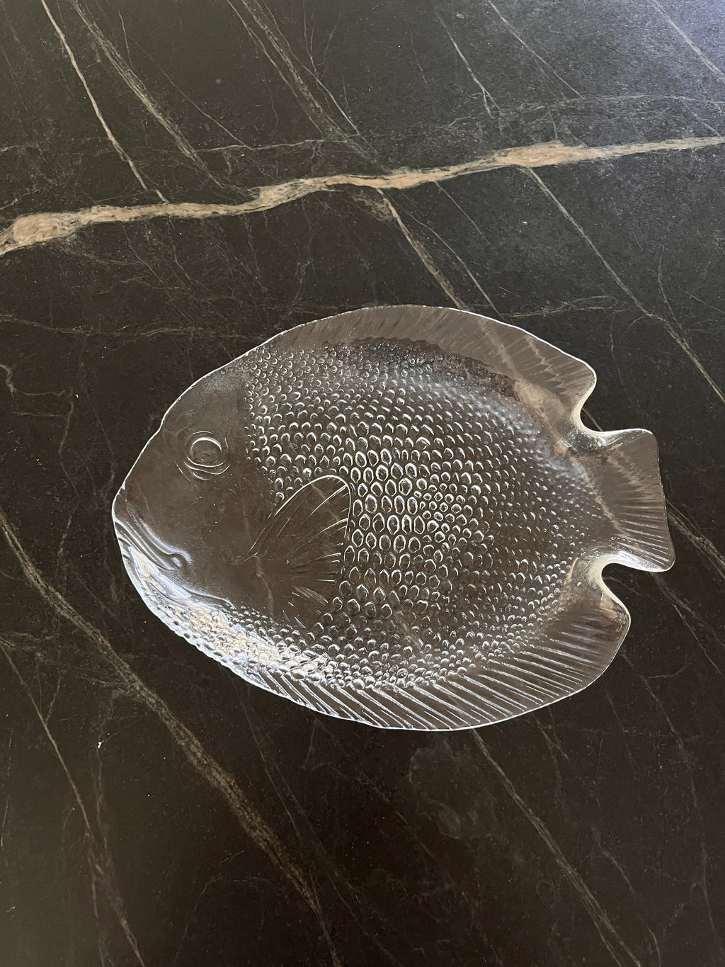 Vintage Glass Fish Plates - 6pc – Dovetail