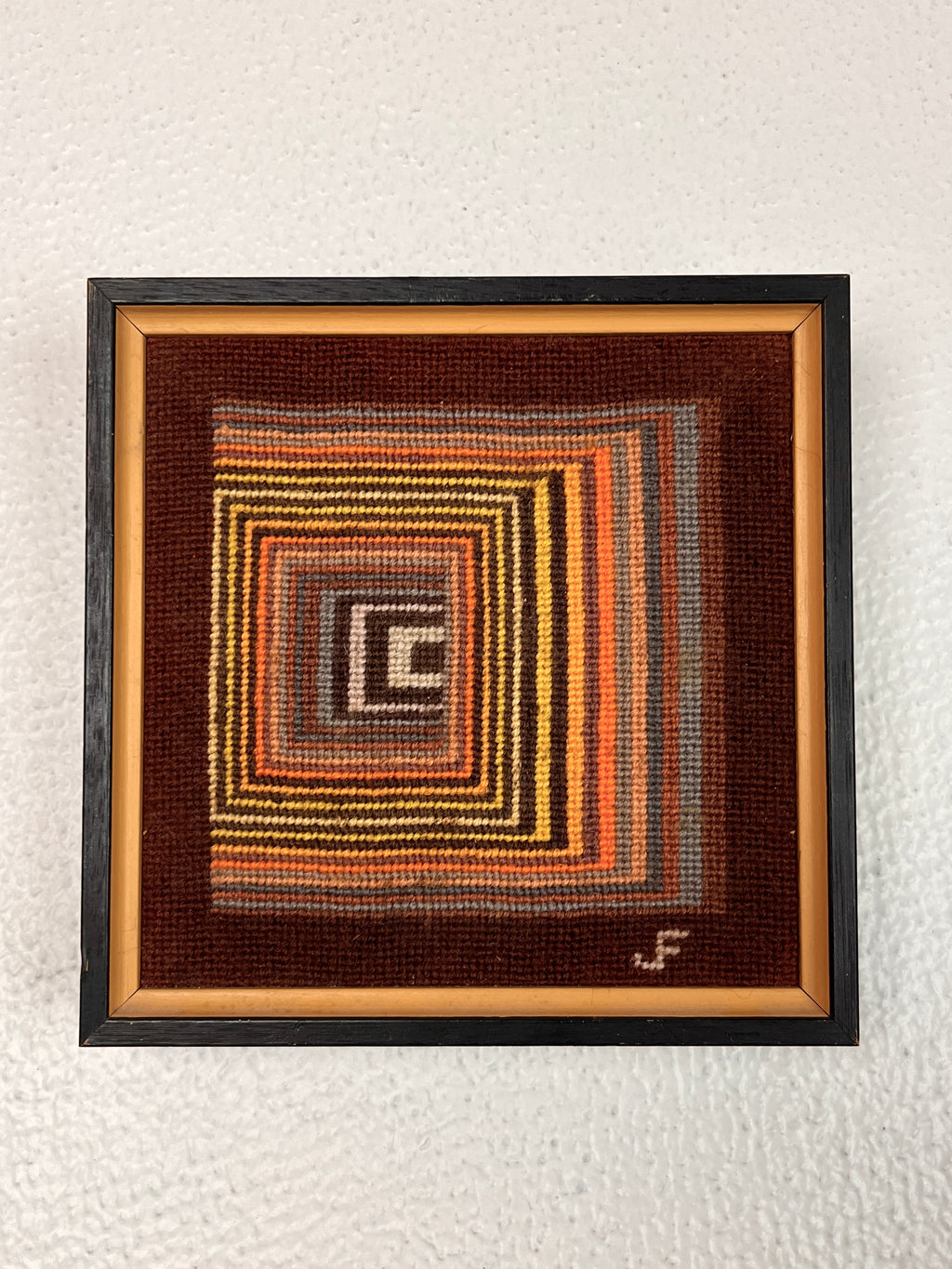 Vintage Geometric Needlepoint Op Art – Dovetail
