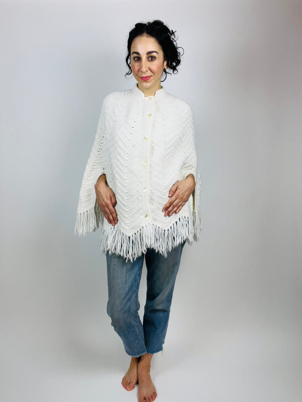 Vintage Crocheted White Poncho – Dovetail